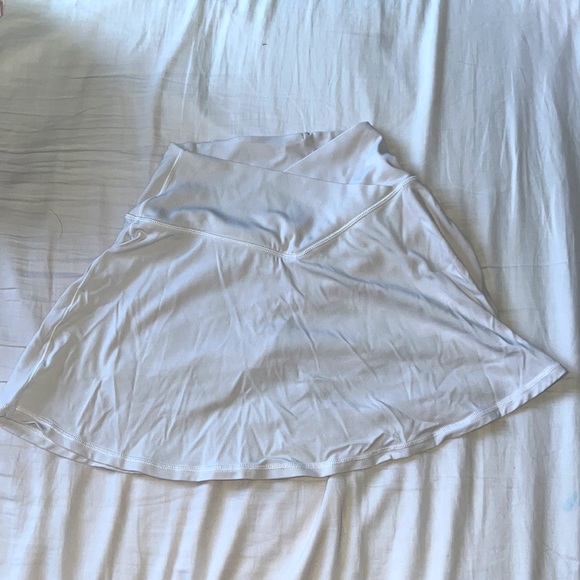 aerie | Skirts | Ae Offline By Aerie Real Me Crossover Tennis Skort ...